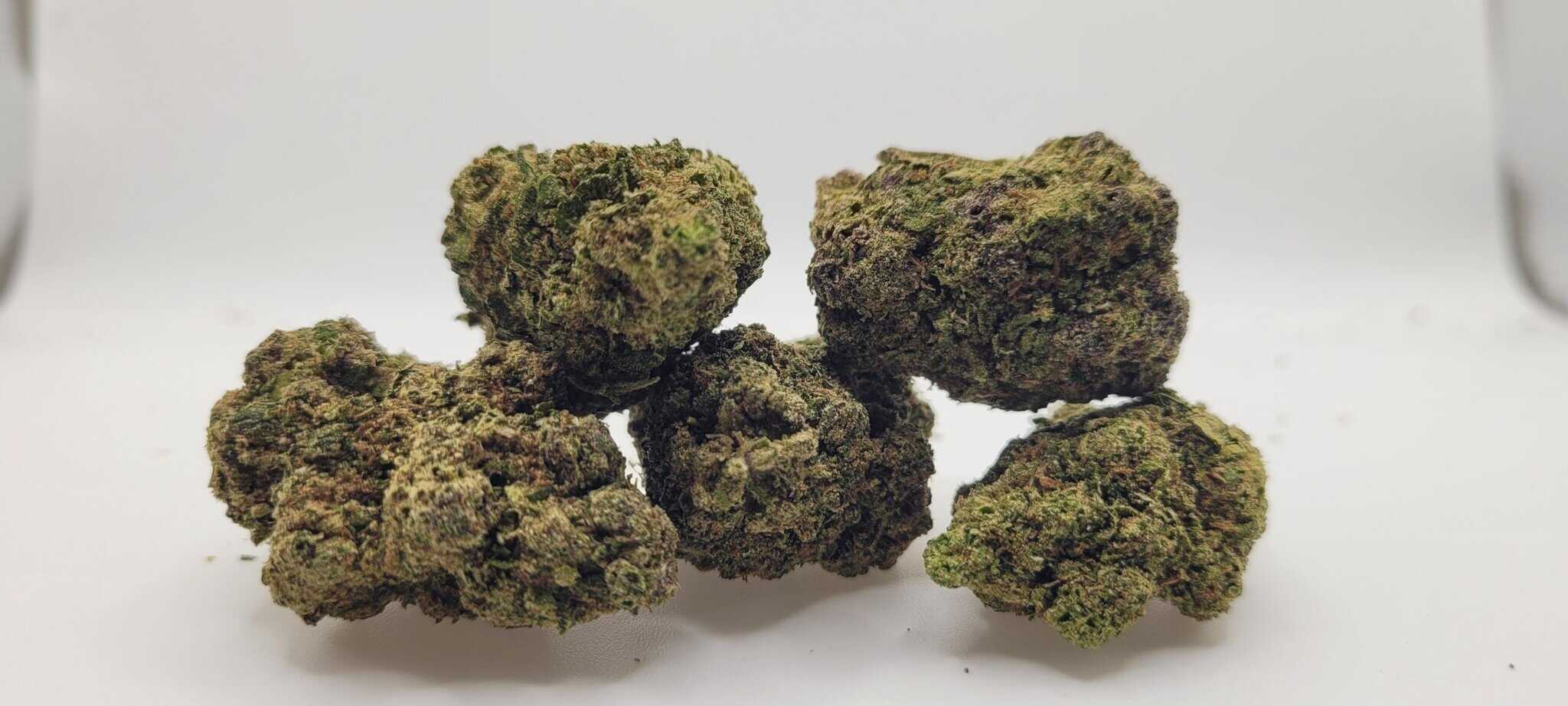 Stinky Pinky THCa Flower (Indica) | Skunky Citrus Pepper | 7g or 28g